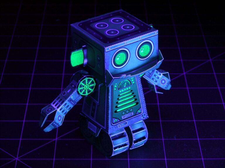 Margarash / Papertoy Glowbots – Cool Tools