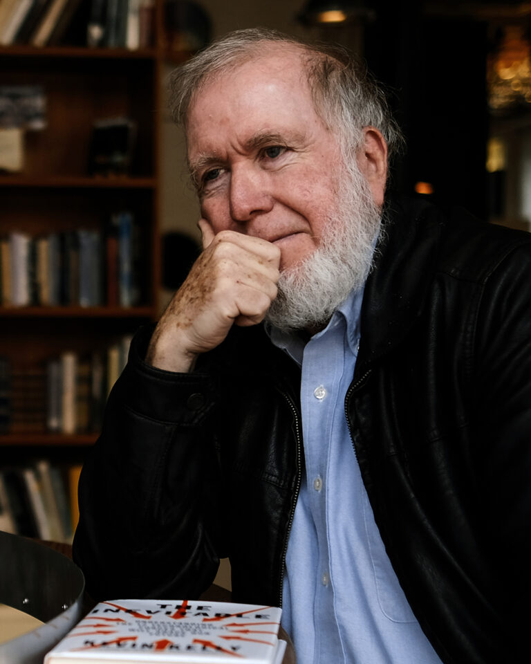 Biography – Kevin Kelly